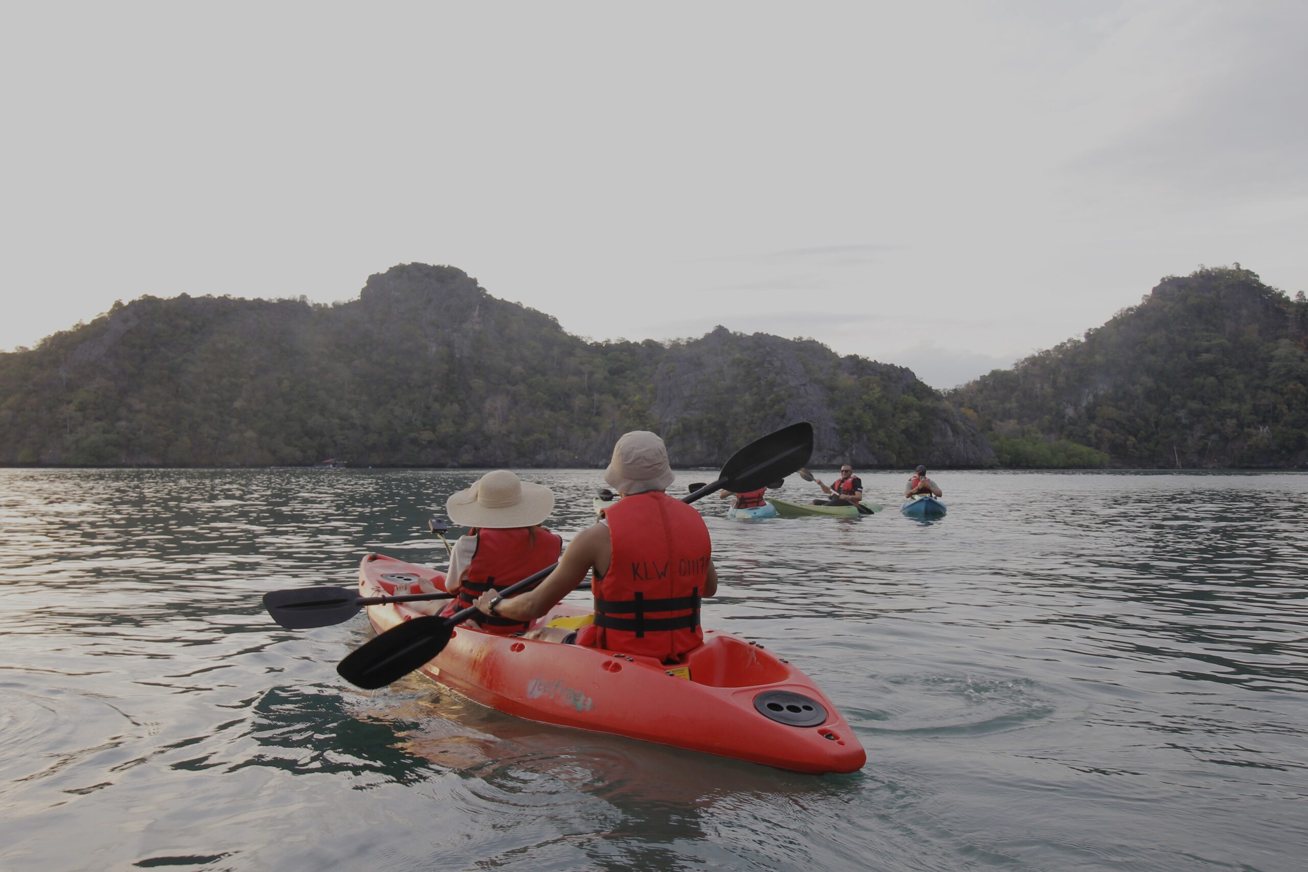 Kayak Tour - Best Star Resort